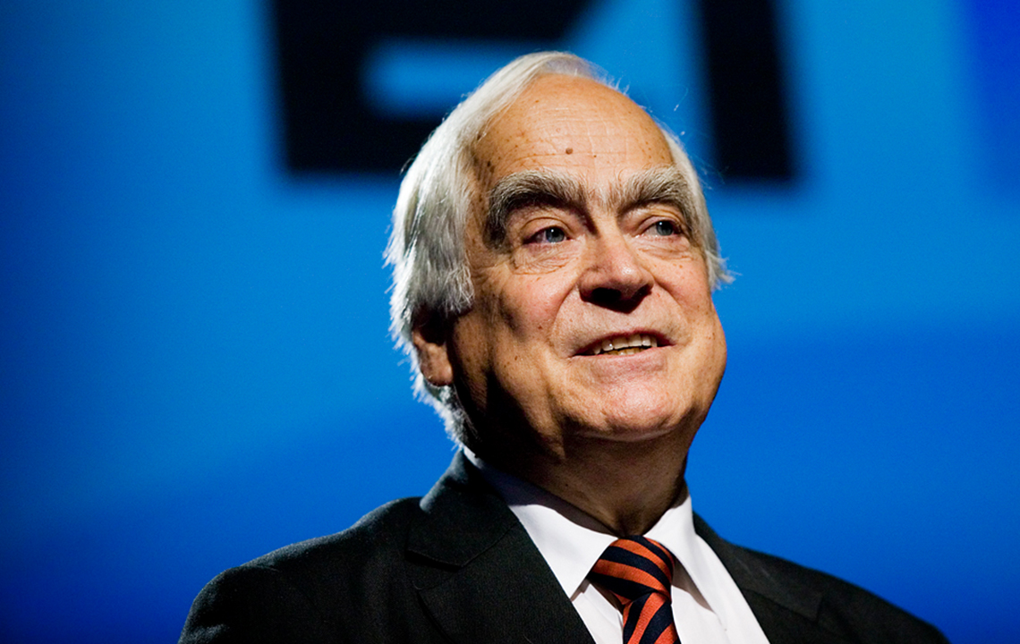 Unternehmensverantwortung und CSR in der Krise - 5 Fragen an… Prof. Dr ...