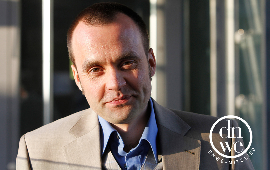 Corporate Political Responsibility - 5 Fragen an… Dr. Christoph Golbeck ...